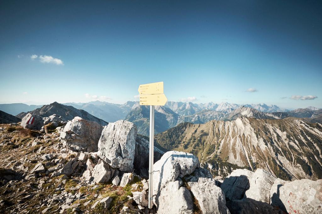 Wandern zwischen Rofan, Karwendel und Achensee. - DAS KRONTHALER
